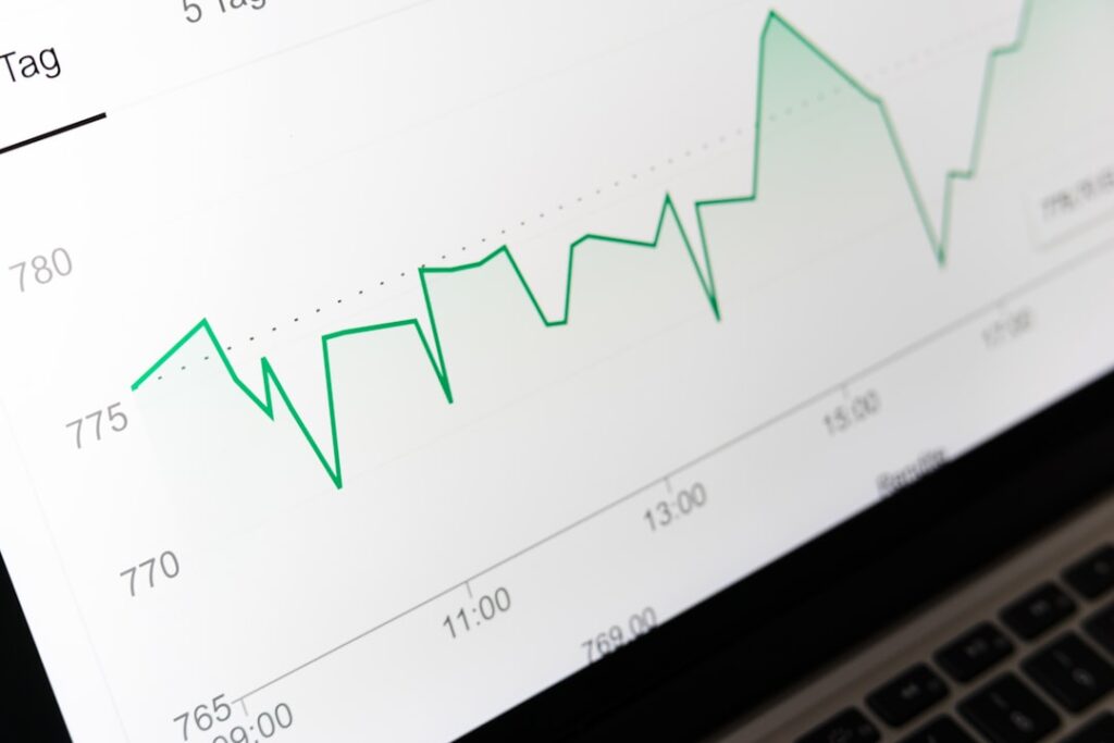 The Role of Mixed Methods Research: Blending Quantitative and ...